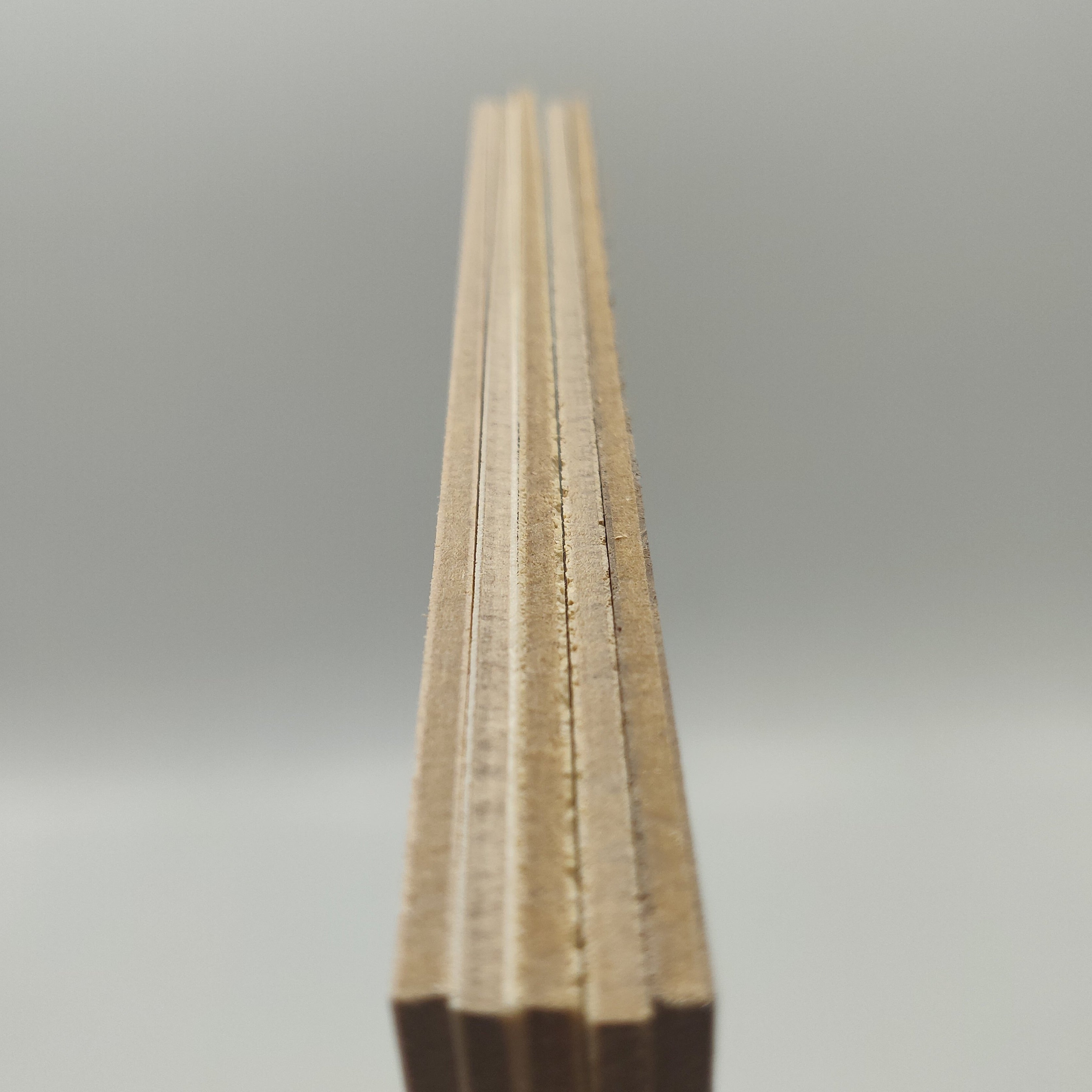 Cosa fare se il Compensato si deforma durante la lavorazione con il la ...